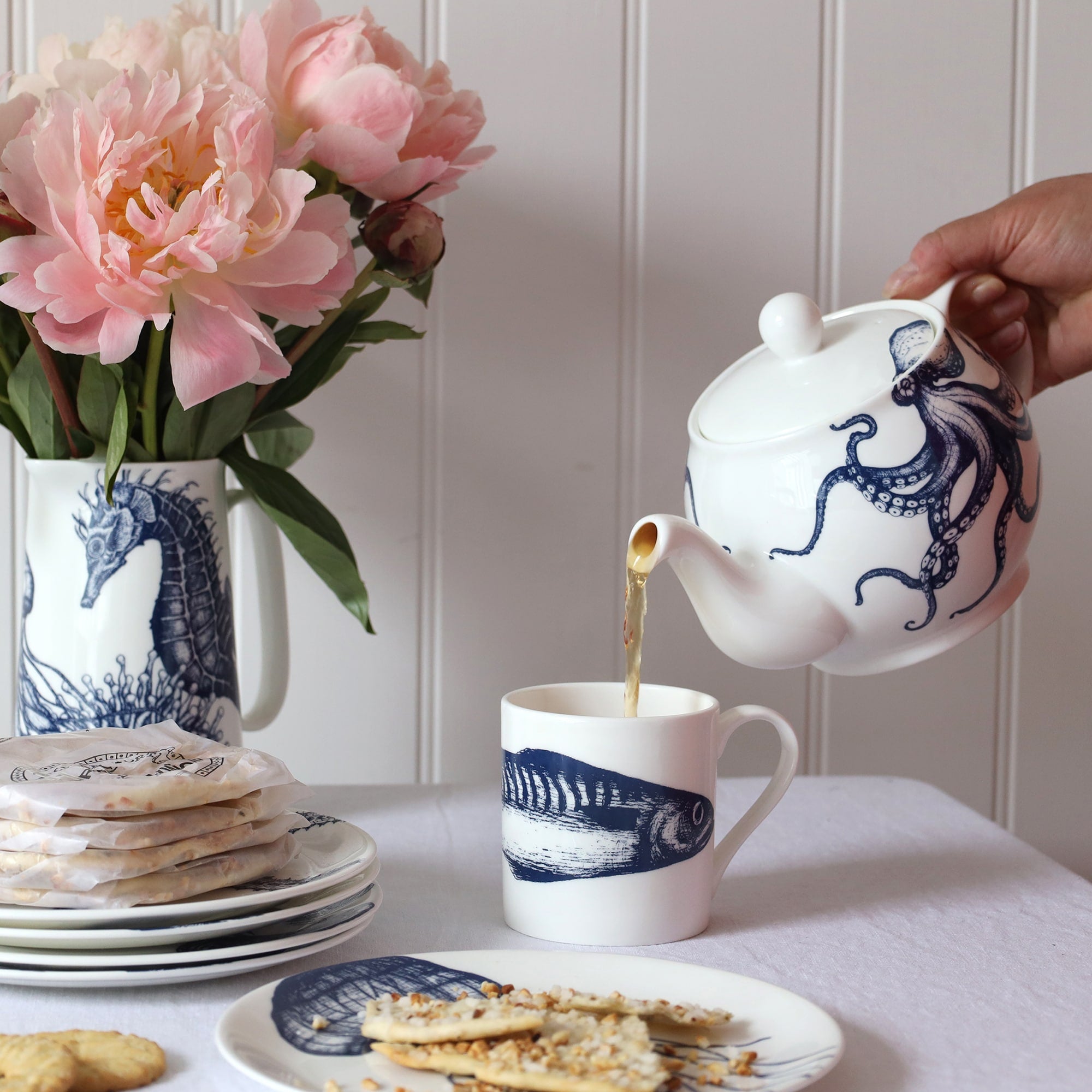 Blue & White Cornish Mackerel Bone China Mug Coastal Home – Cream Cornwall